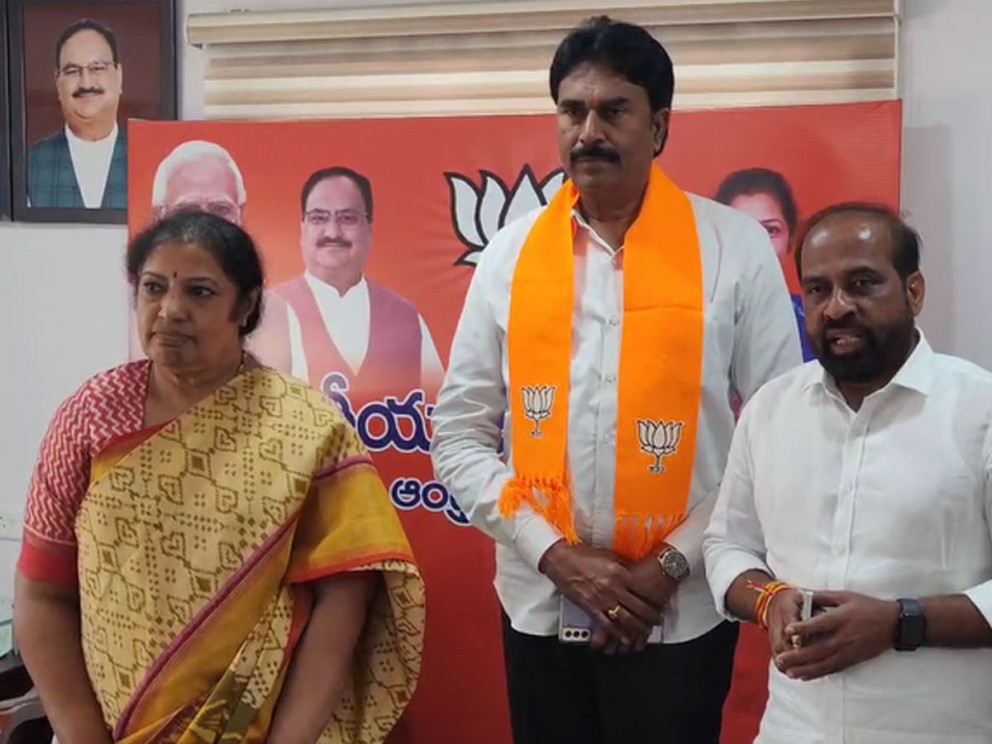 YSRCP Leader Kanumuri Ravi Chandra Reddy Joins BJP - True Point News